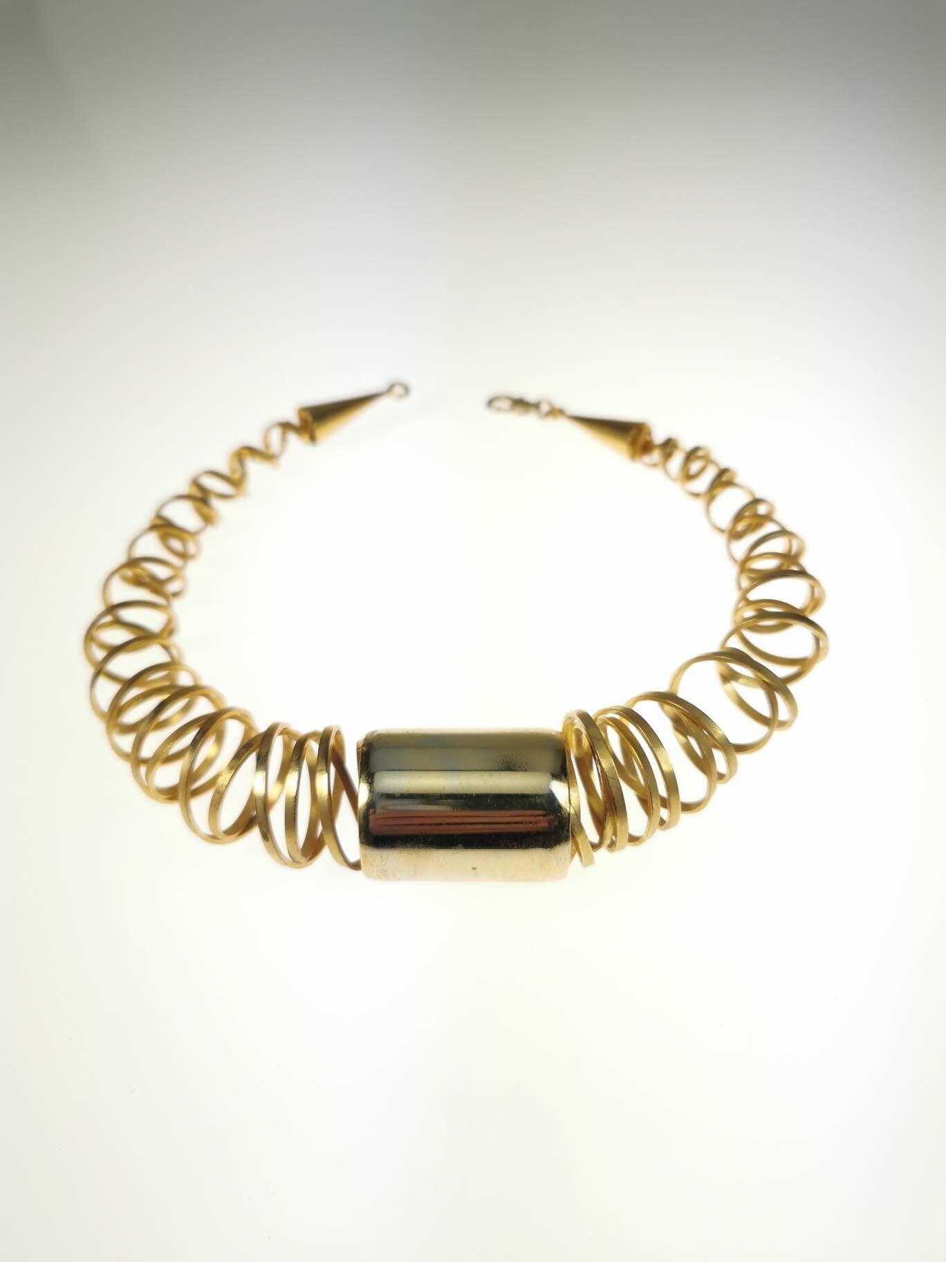 Modern Choker Necklace by UGO CORREANI Ugo Correani Modern Style Choker ...