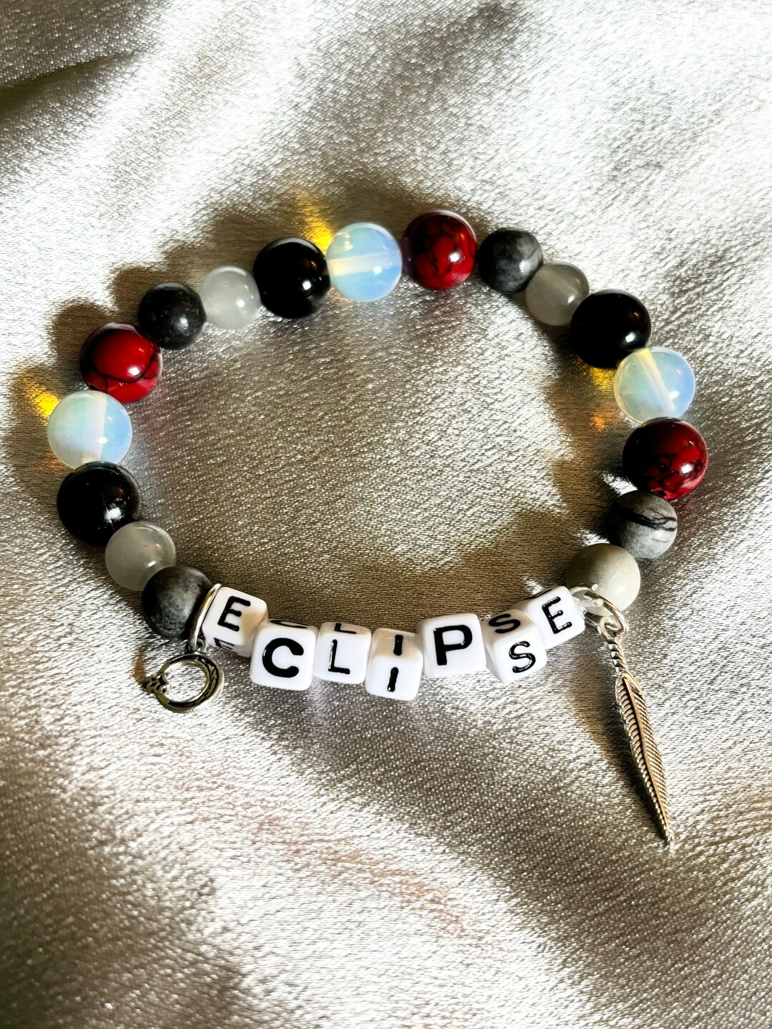 Eclipse Glass Beaded Handmade Charm Bracelet - the Twilight Saga ...