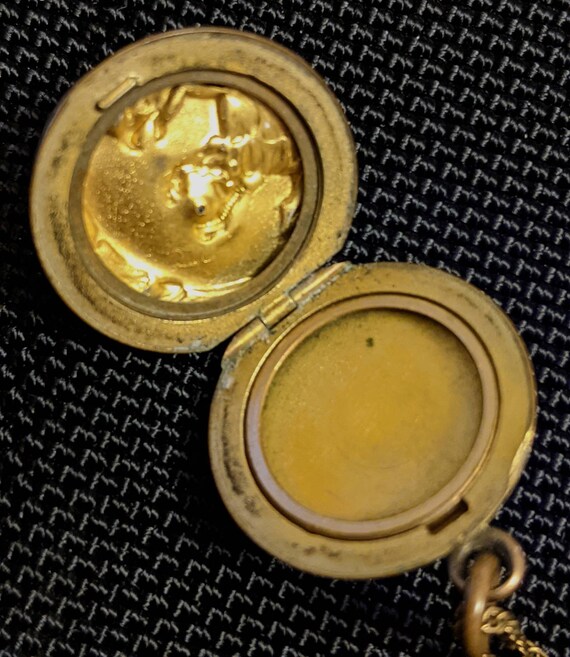 Art Nouveau Locket with Double Frame and Triple-Link … - Gem