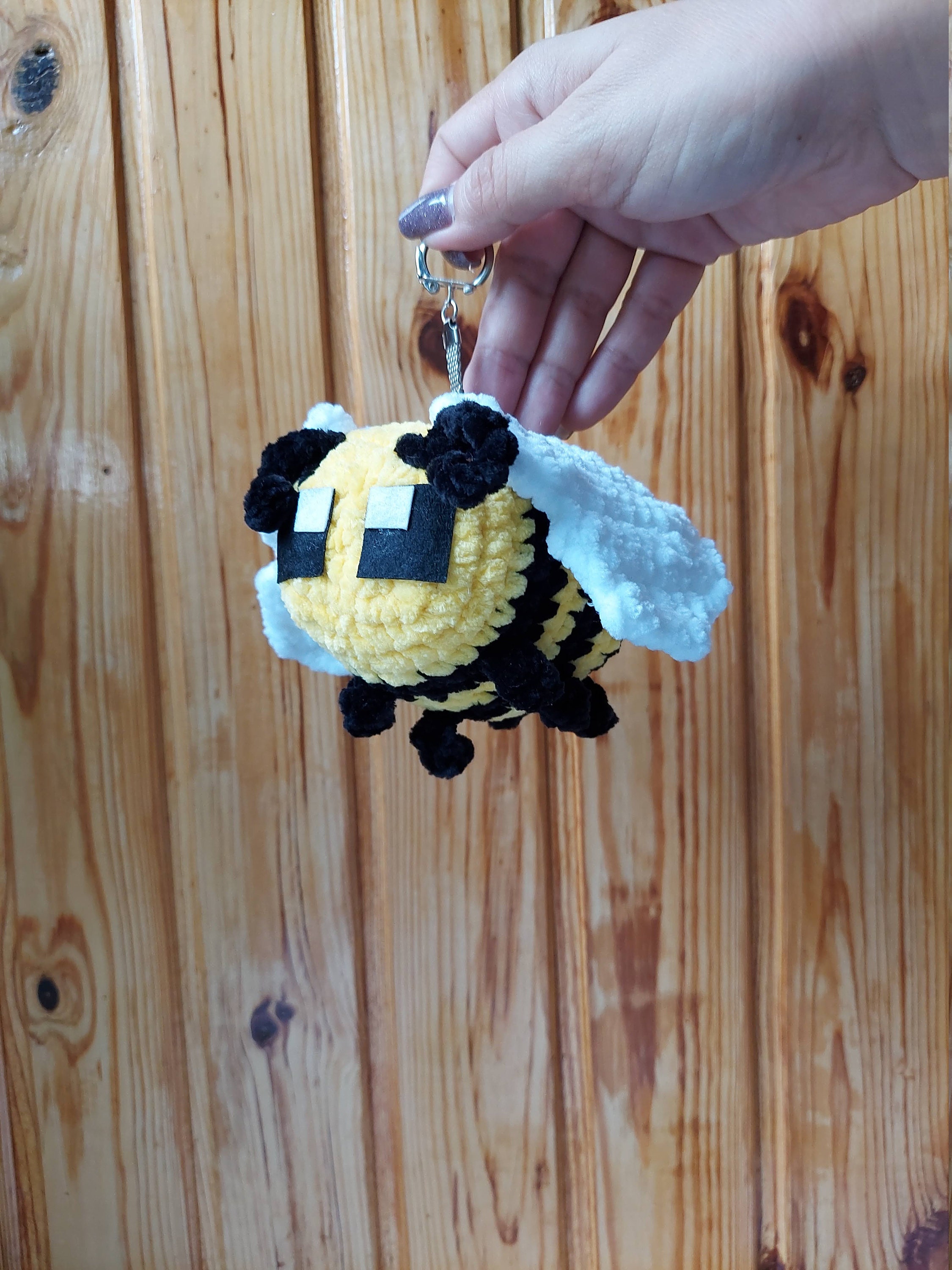 Crochet Minecraft Bee Minecraft Toy Bee Amigurumi Keychain Bee - Etsy