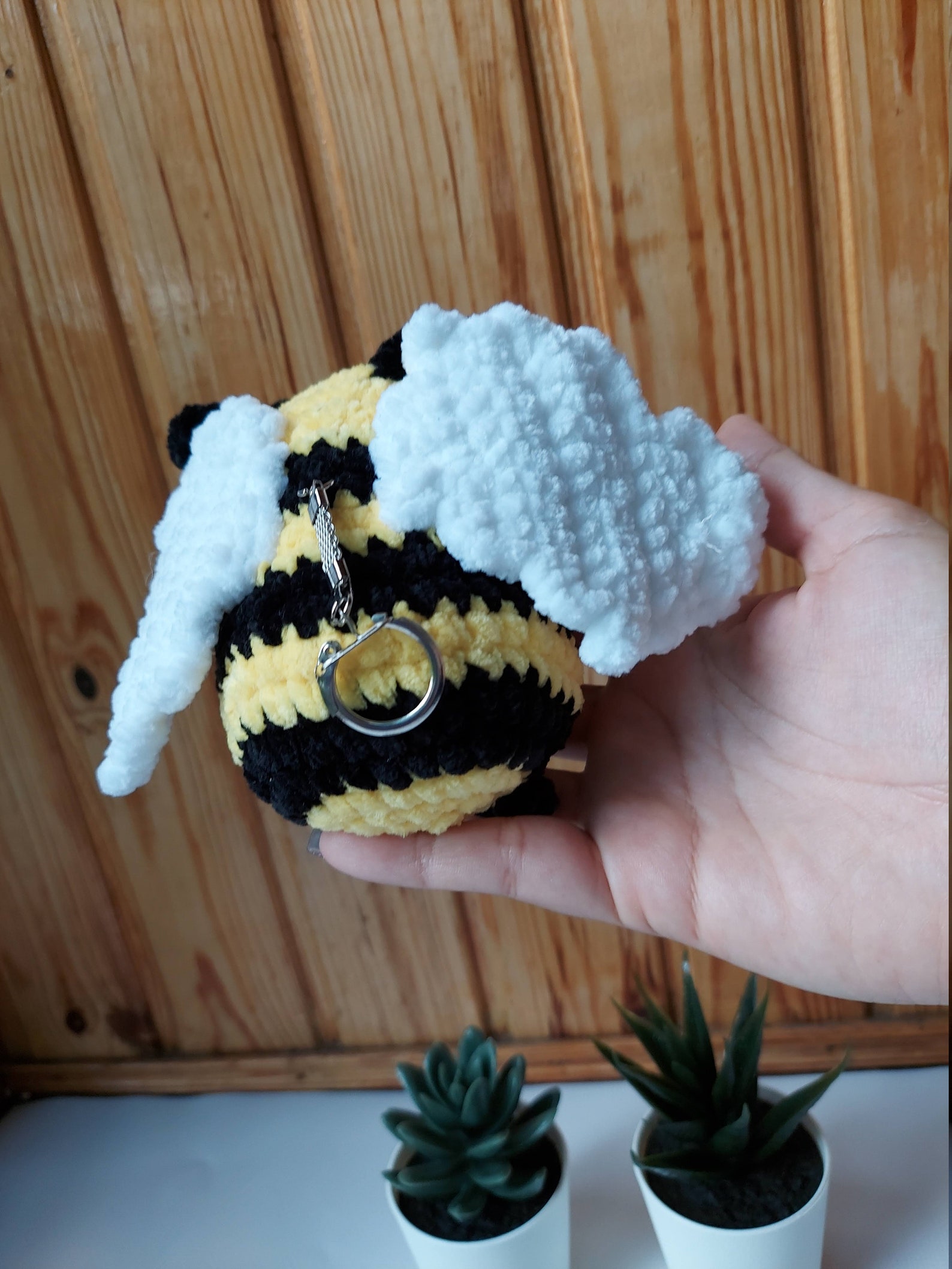 Crochet Minecraft Bee Minecraft Toy Bee Amigurumi Keychain Bee - Etsy