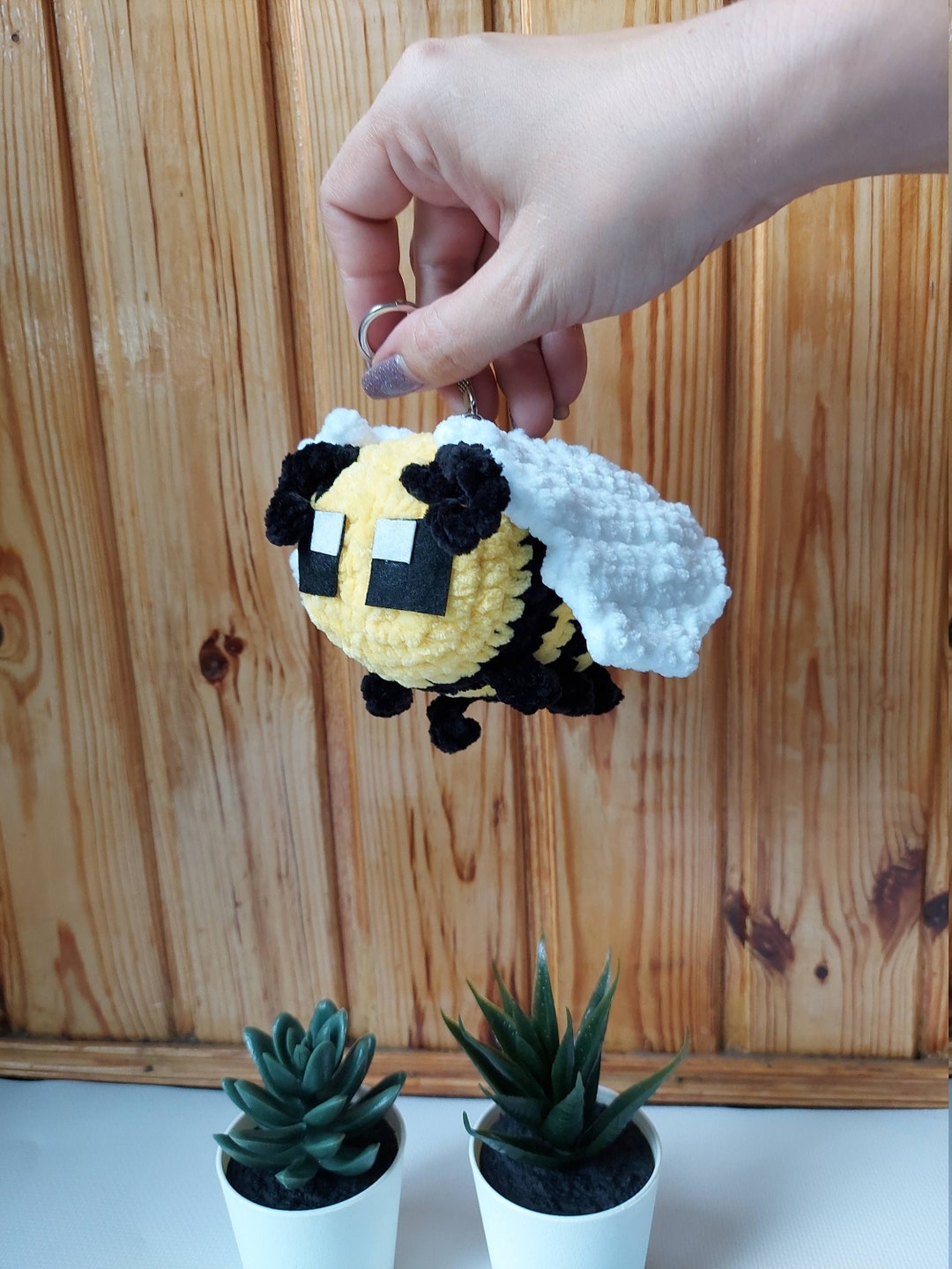 Crochet Minecraft Bee Minecraft Toy Bee Amigurumi Keychain Bee - Etsy