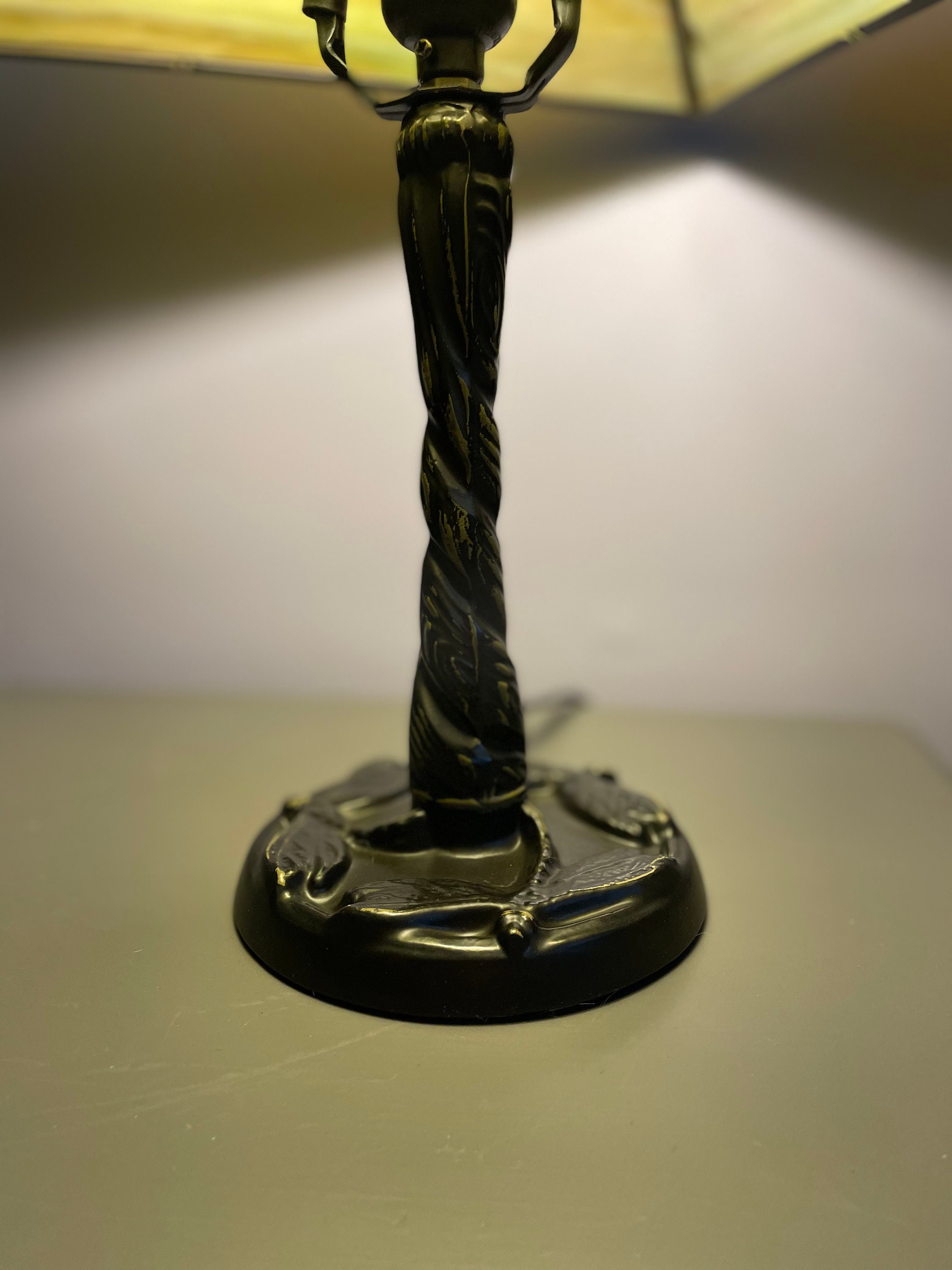 Stained Glass Table Lamp Panel Shade With Tiffany Style Base-earth ...