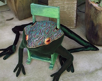 Miniature Frog on Chair Reading Book Fairy Garden - Etsy