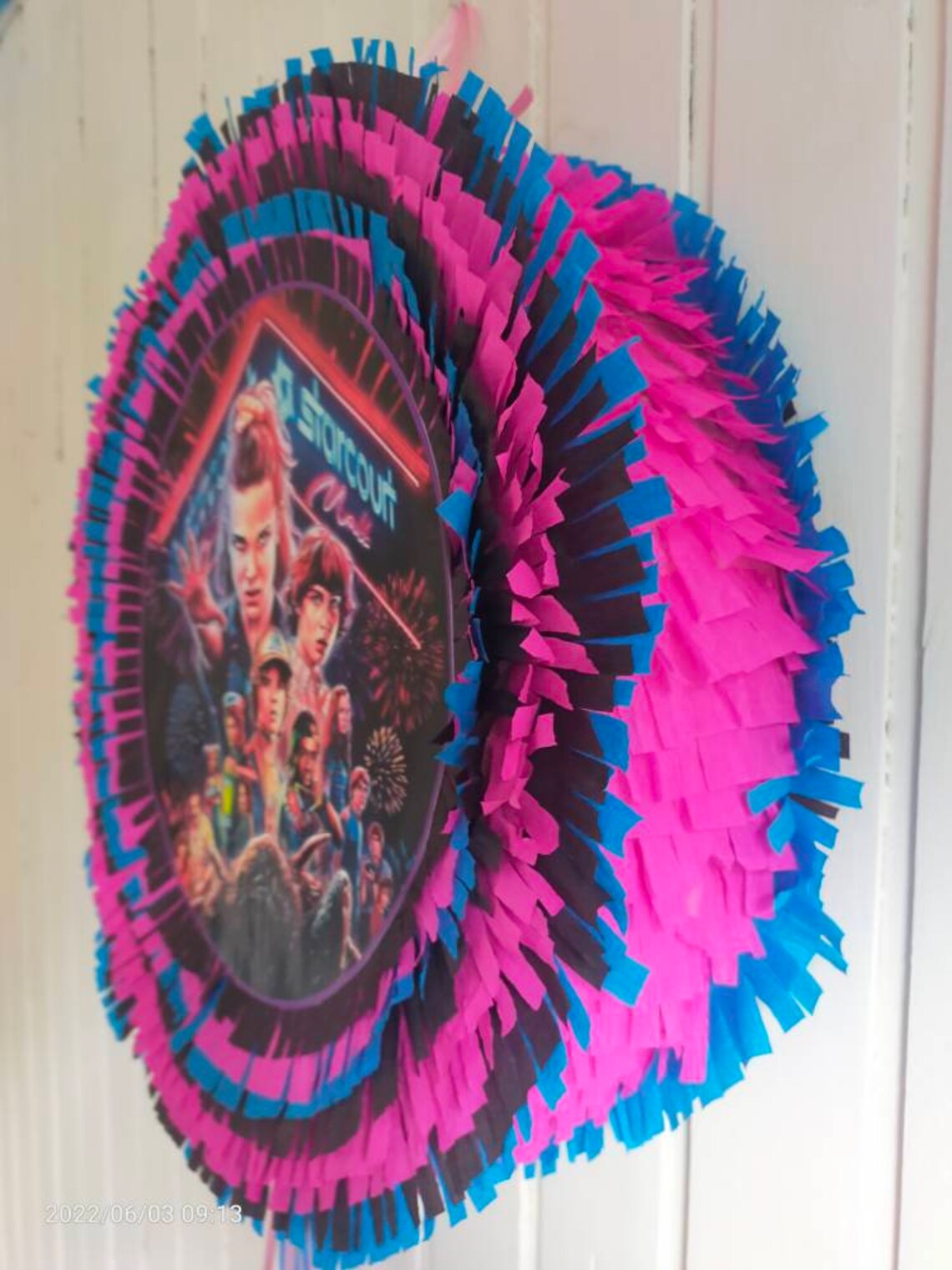 Party Piñata Stranger Things Pull String HANDMADE - Etsy España