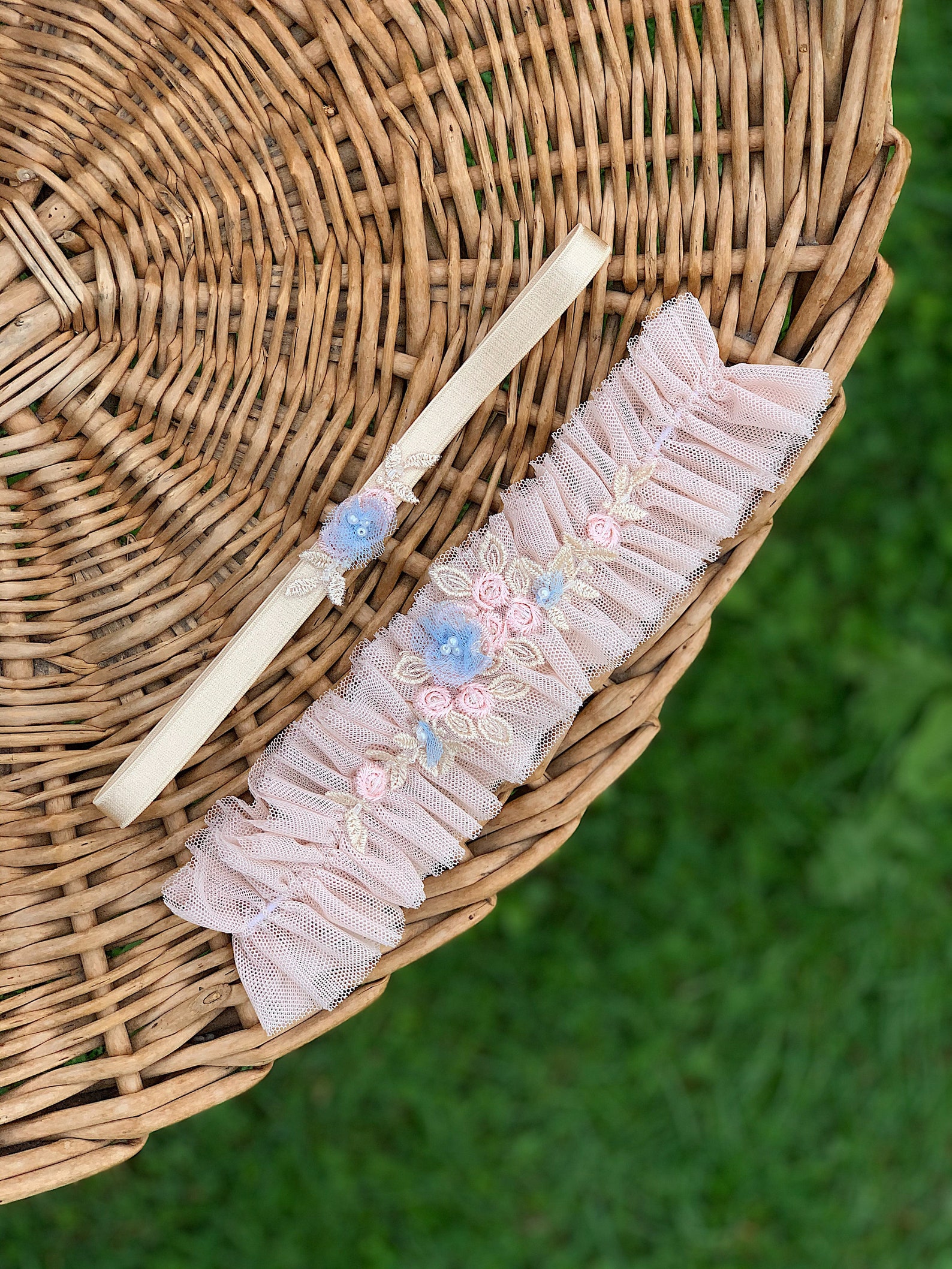 Blush Pink Wedding Garter Fro Bride With Blue Flower Embroidered Lace ...