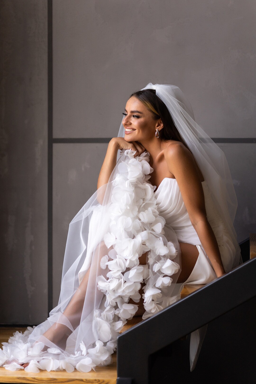 Light Ivory Wedding Veil With 3D Tulle Flowers, Long Cathedral Wedding ...