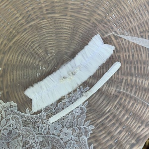 Light Ivory Wedding Garter Set, Simple Modern Stretchy Bridal Garter ...