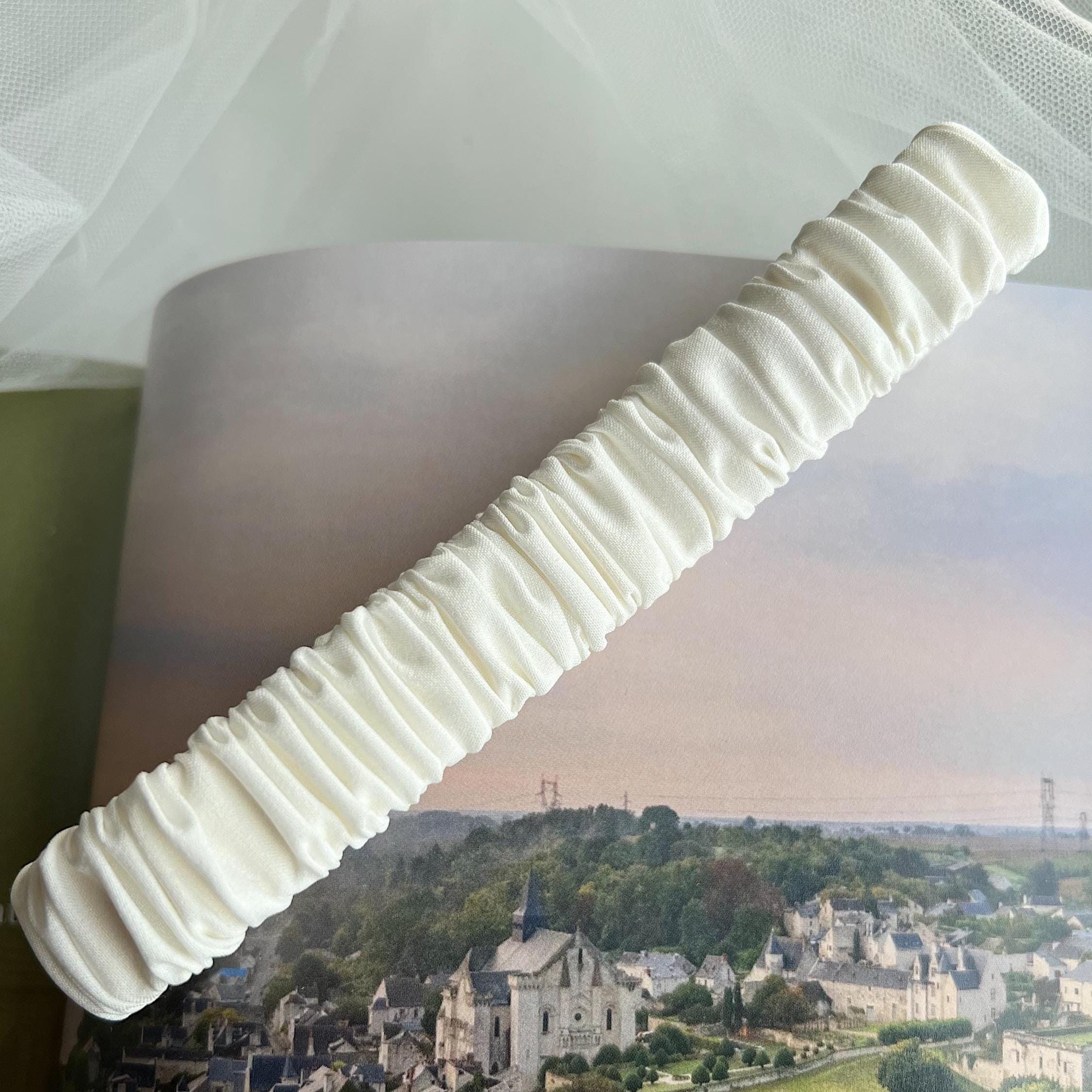 Ruffled Satin Wedding Garter for Bride, Elegant Stretchy Thigh Garter ...