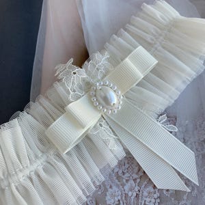 Wedding Garter for Bride With Jeweled Ribbon Bow, Ruffled Tulle Garter ...