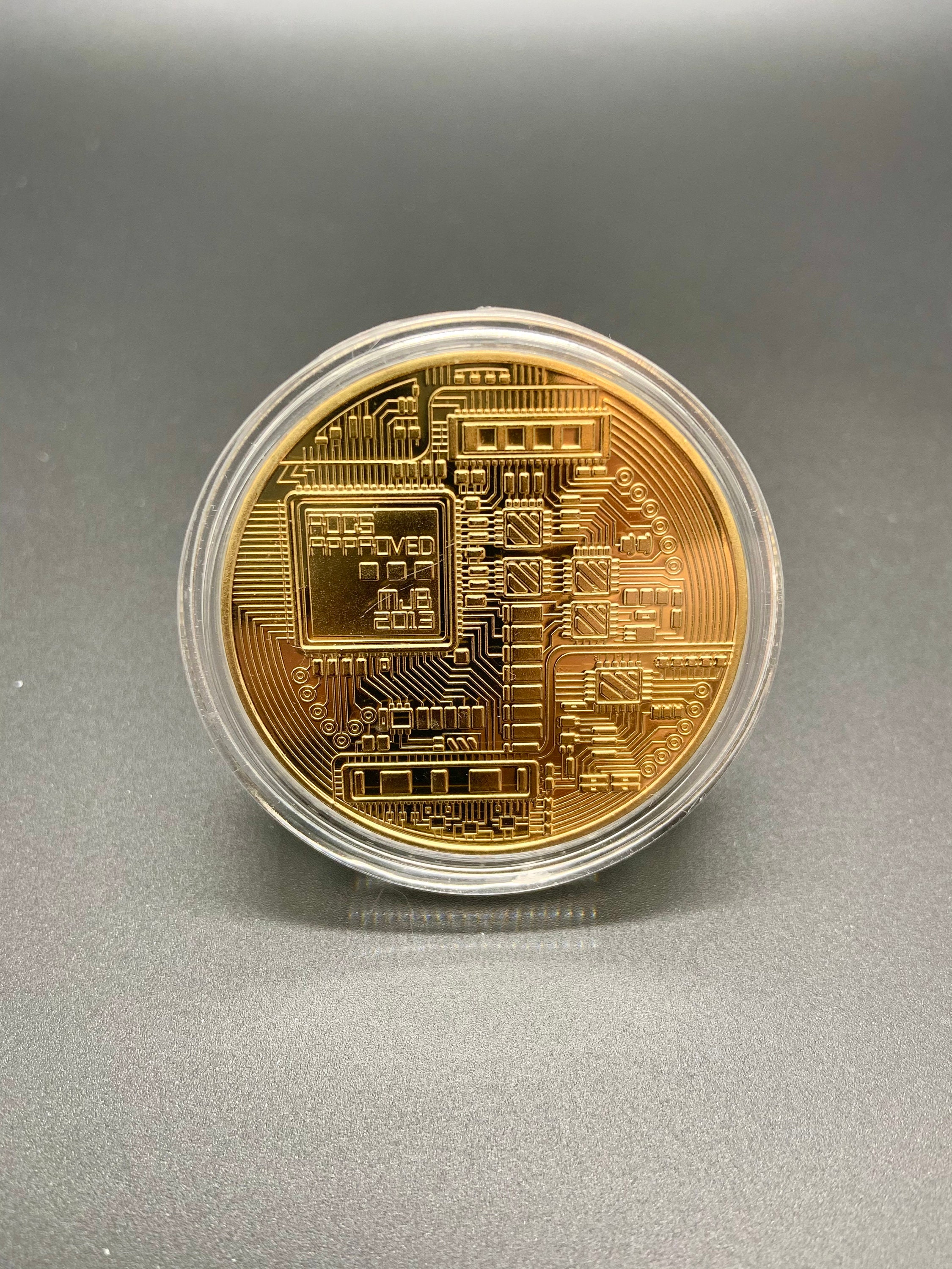 Gold BITCOIN/ETHEREUM/DOGECOIN Collector Coin with Acrylic | Etsy