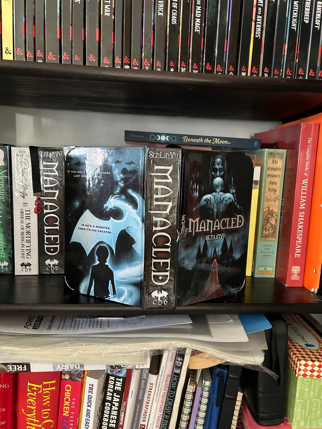 Manacled 1 Volume by Senlinyu - Etsy