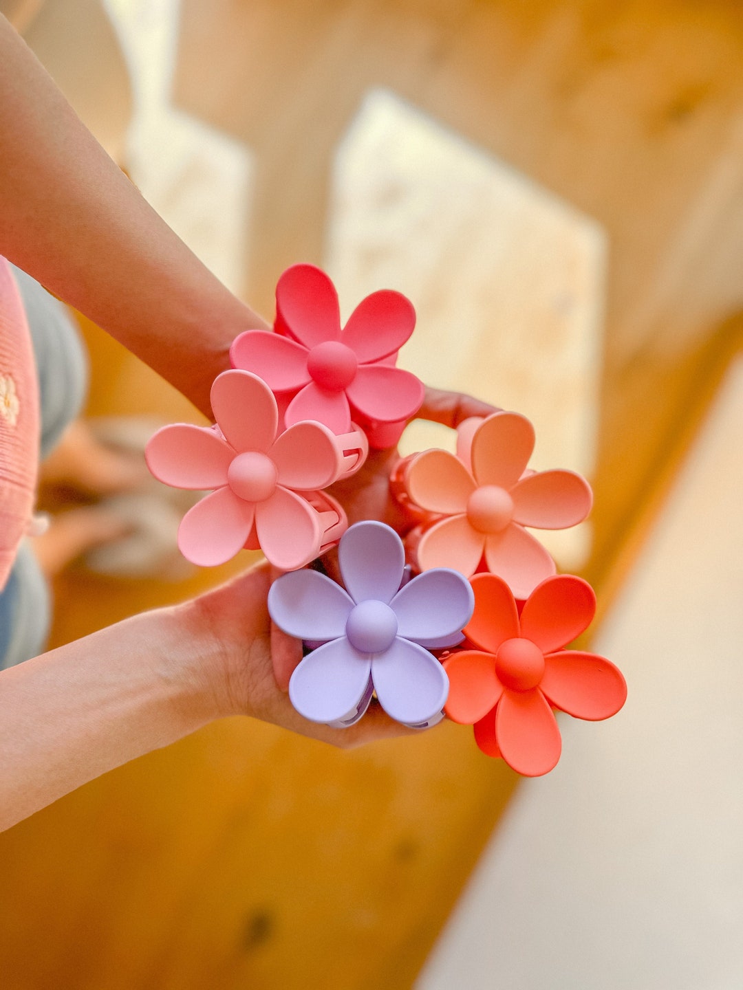 Flower Shape Hair Claw Clip for Women, Cute Hair Accessories for Girls ...