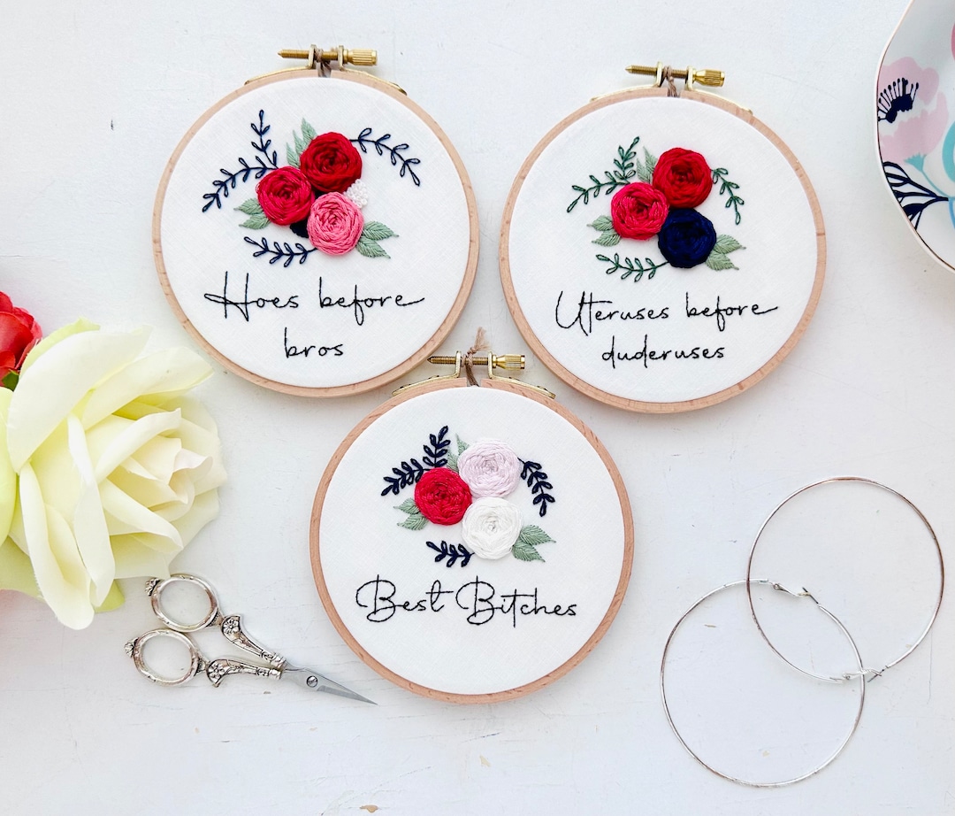 Best Friends // 5 Inch Finished Embroidery - Etsy