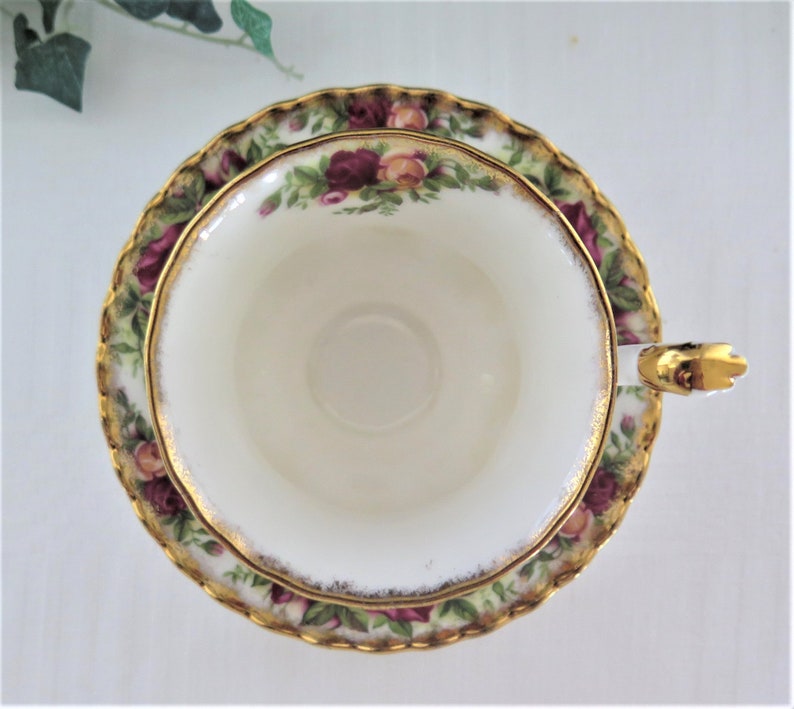 Royal Albert Old Country Roses Teacup and Saucer - Etsy