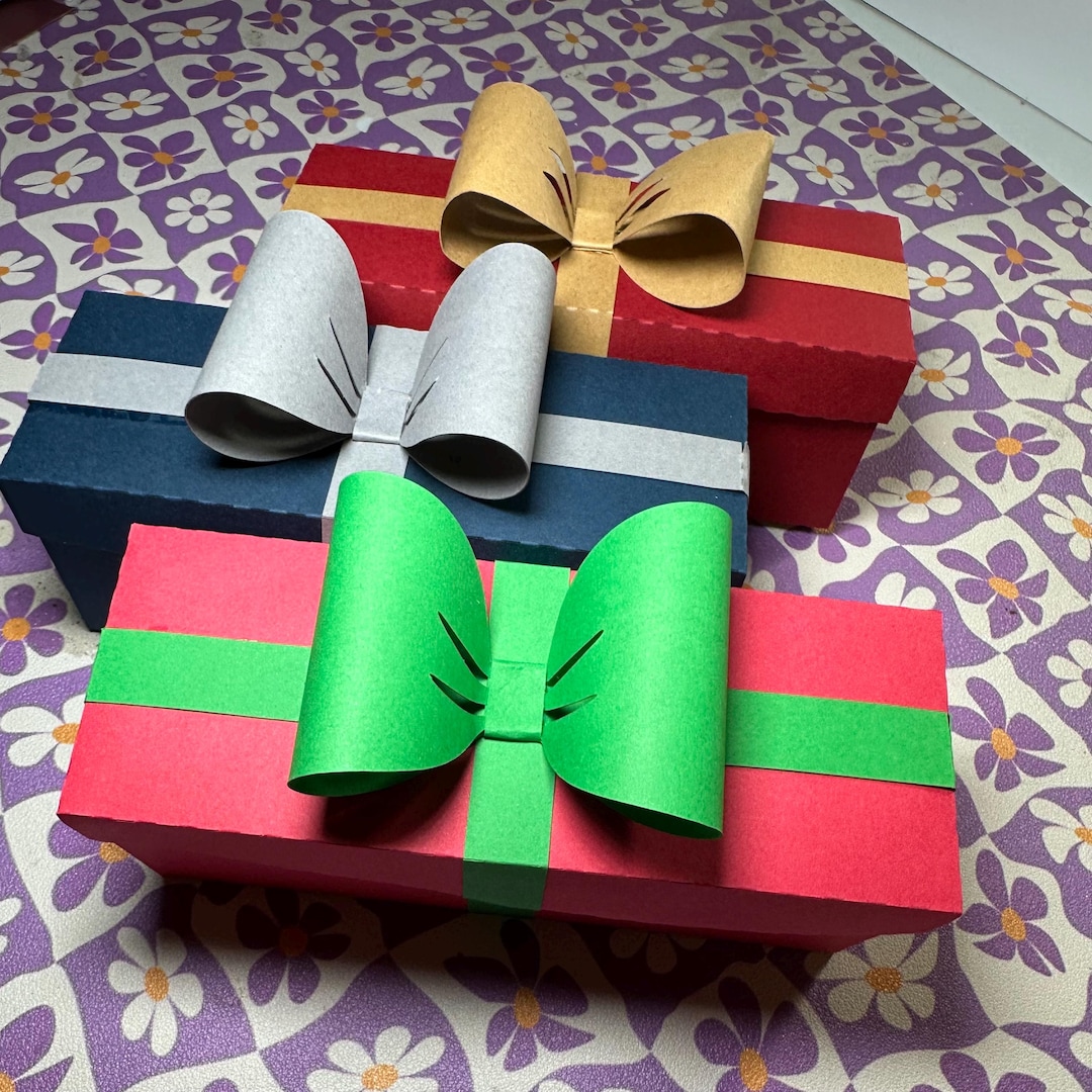 Present Treat Box, Bow on a Box, Treat Box, Xmas Gifts, Paper Crafts ...
