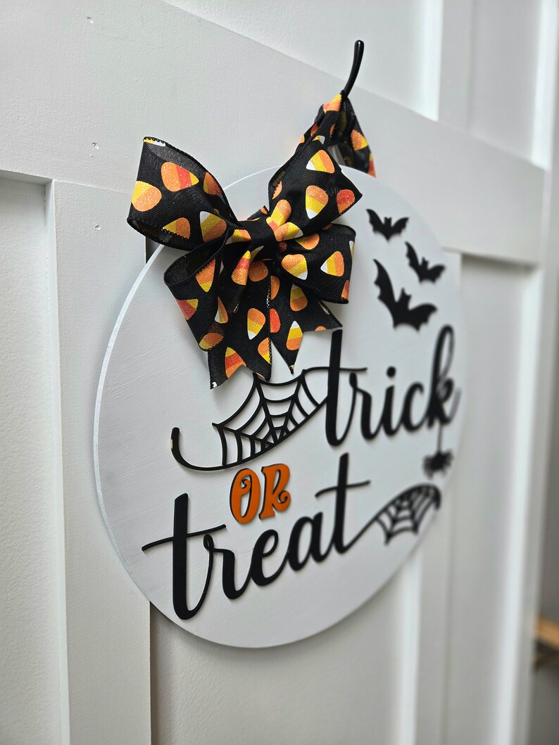 Halloween Welcome Sign, Trick or Treat, Halloween Decorations, Spooky ...