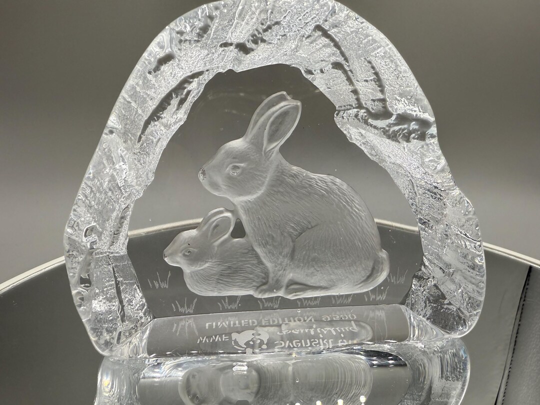 Swedish Crystal Glass WWF Paperweight Rabbits Made in Sweden Paul ...