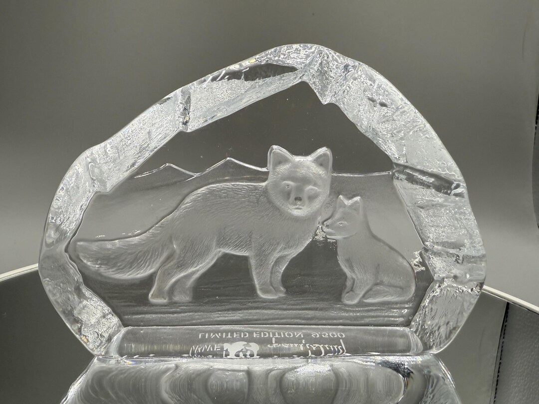 Swedish Crystal Glass WWF Paperweight Polar Fox Made in Sweden Paul ...