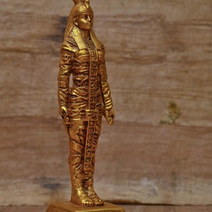 Egyptian Mummy Statue of the Goddess Isis, a Large Statue Containing ...