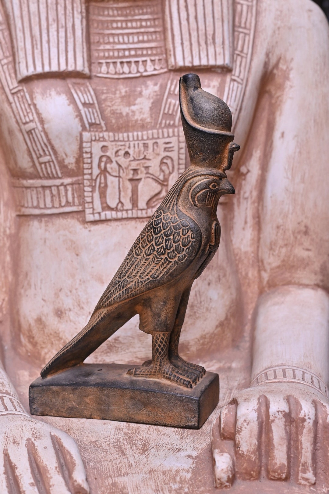 Horus Egyptian God Statue
