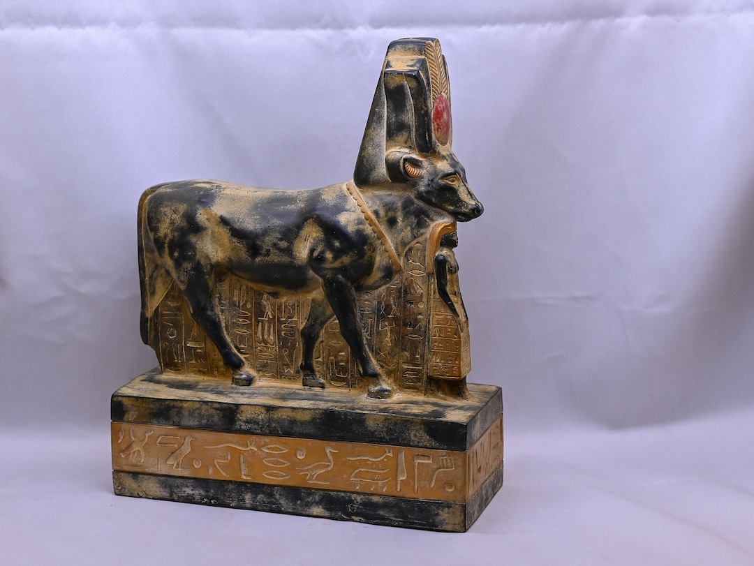 Egyptian Statue of Hathor Protecting Psammetik Sculpture Heavy Stone ...