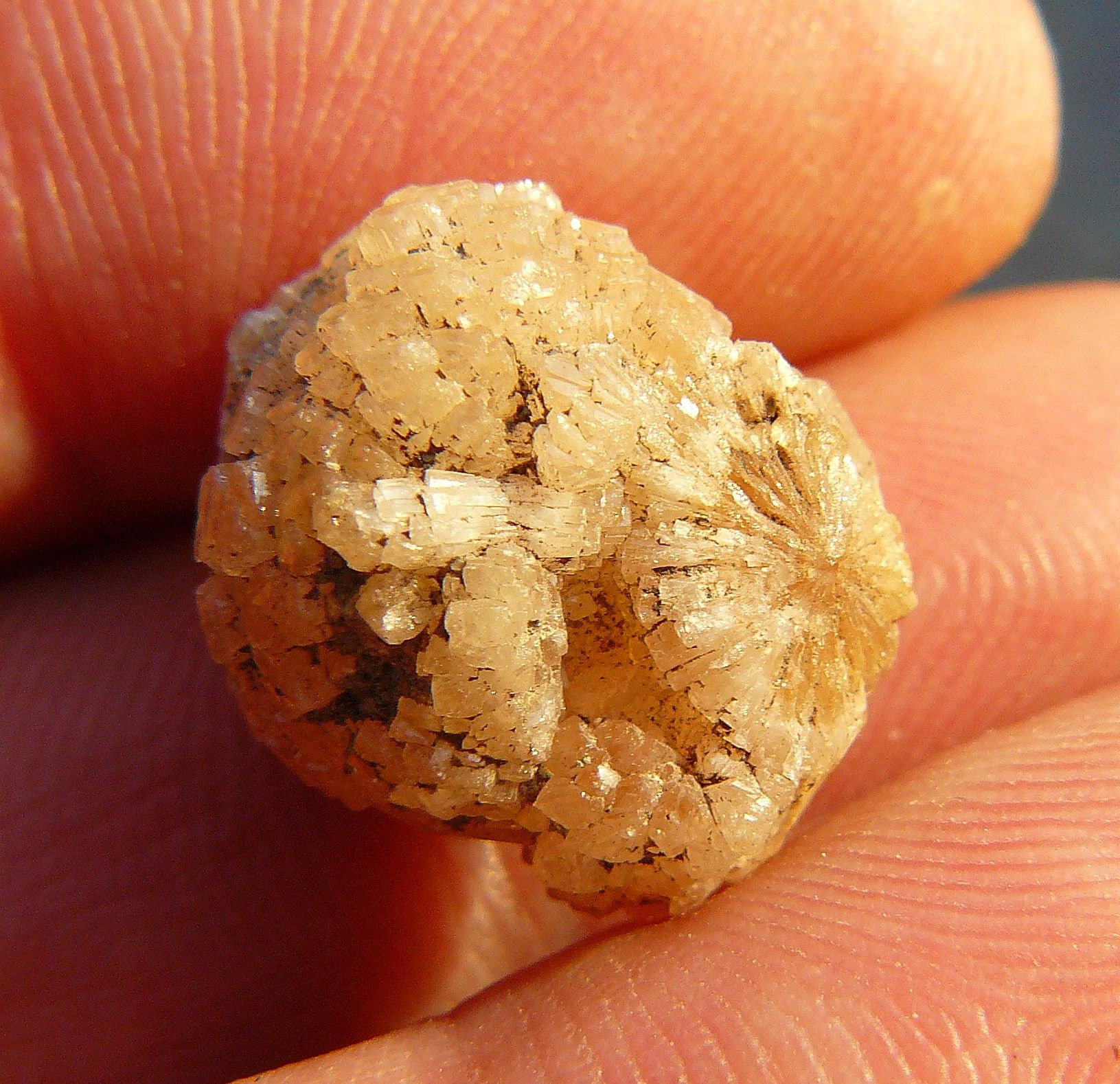 Olmiite - Rare Crystal - Wessels Mine, South Africa - 16x13x12mm / 3.0g ...
