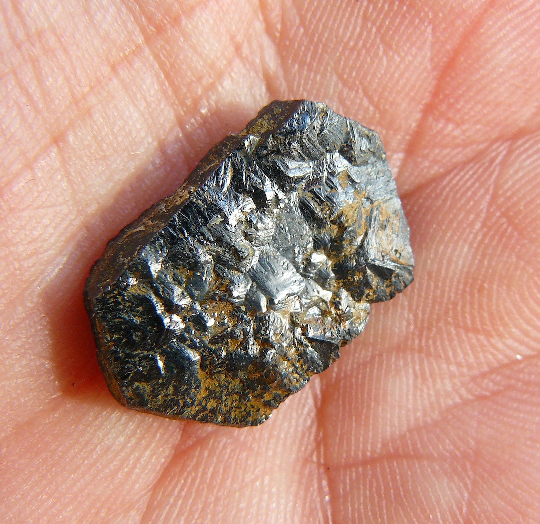 Rutile Paramorph After Brookite - 1960's Thumbnail - Magnet Cove ...