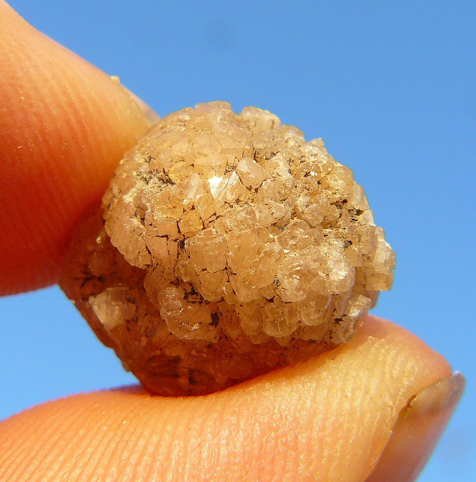 Olmiite - Rare Crystal - Wessels Mine, South Africa - 16x13x12mm / 3.0g ...
