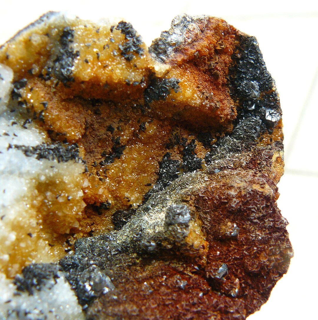 Quartz Epimorph After Fluorite - With Ankerite and Sphalerite ...