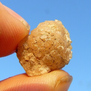 Olmiite - Rare Crystal - Wessels Mine, South Africa - 16x13x12mm / 3.0g ...