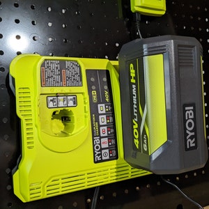 Ryobi 18v and 40v P137 Pegboard Mount for Dual Platform Lithium Ion ...