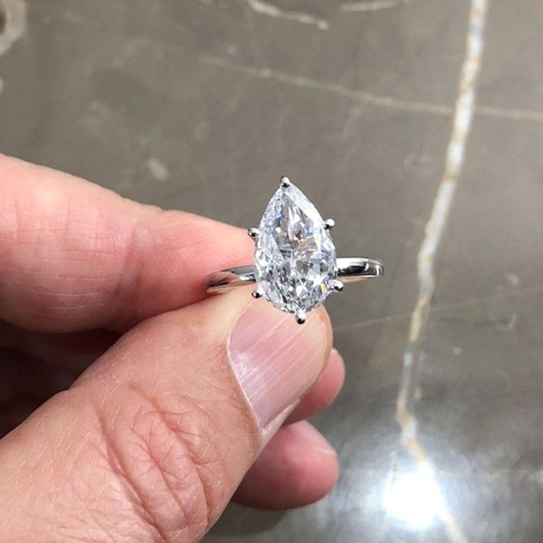 Classic Solitaire Teardrop Ring, Pear Shape Moissanite Diamond Ring ...