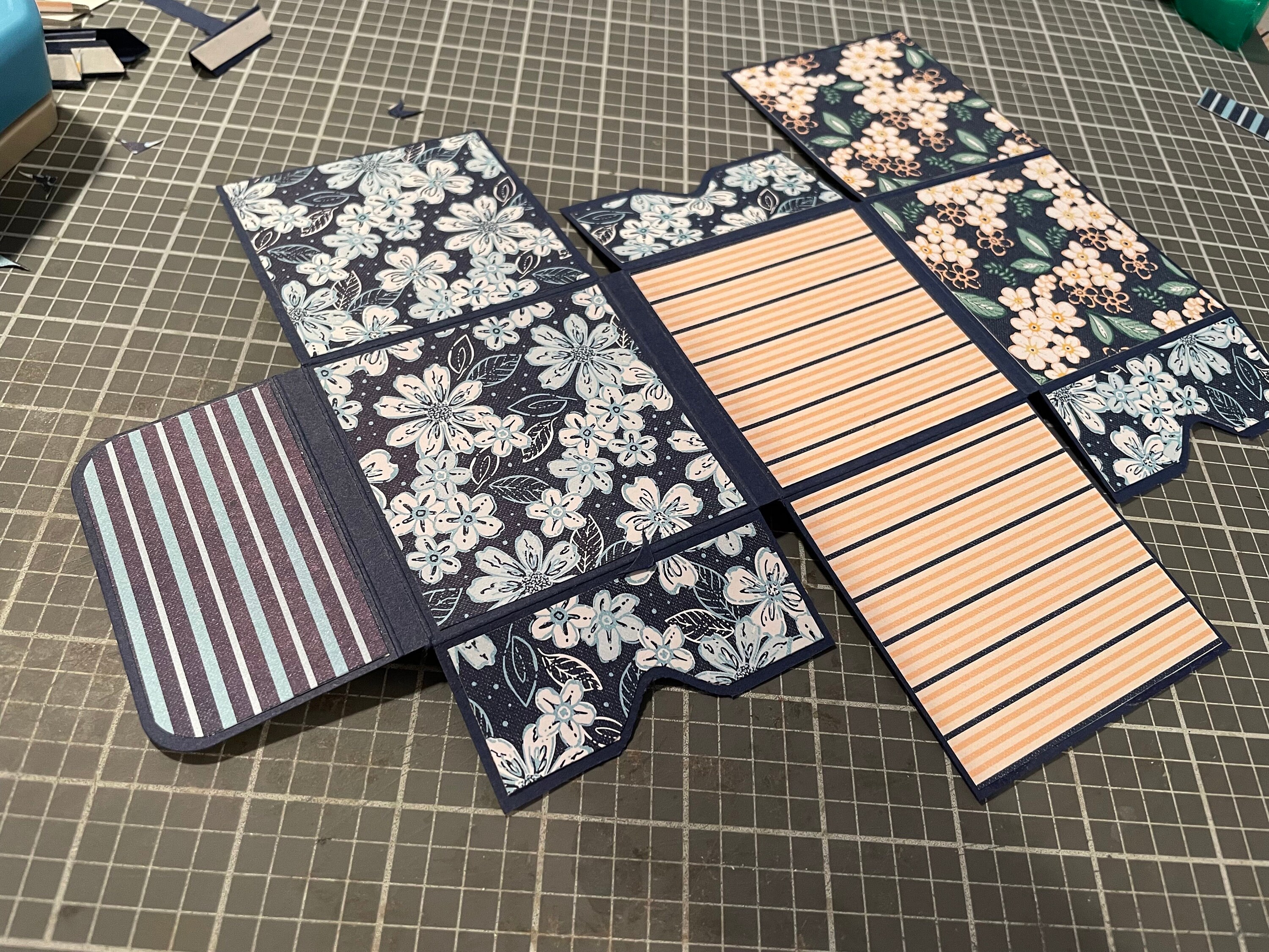 Tutorial Matchbook-style Mini Photo Album, Detailed Instructions ...