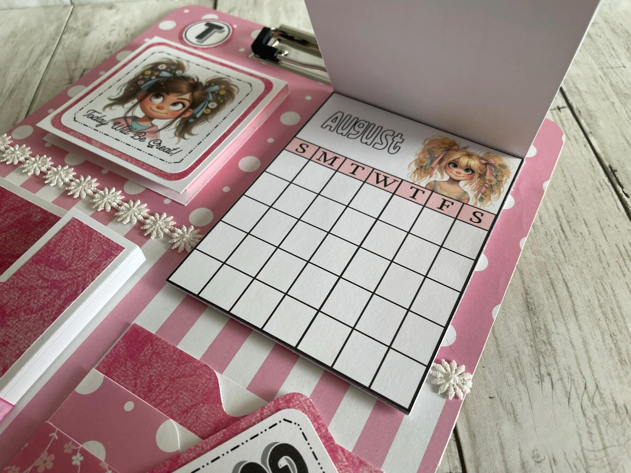 DIY Clipboard Planner Tutorial: Calendar, Sticky Notes, Pockets ...