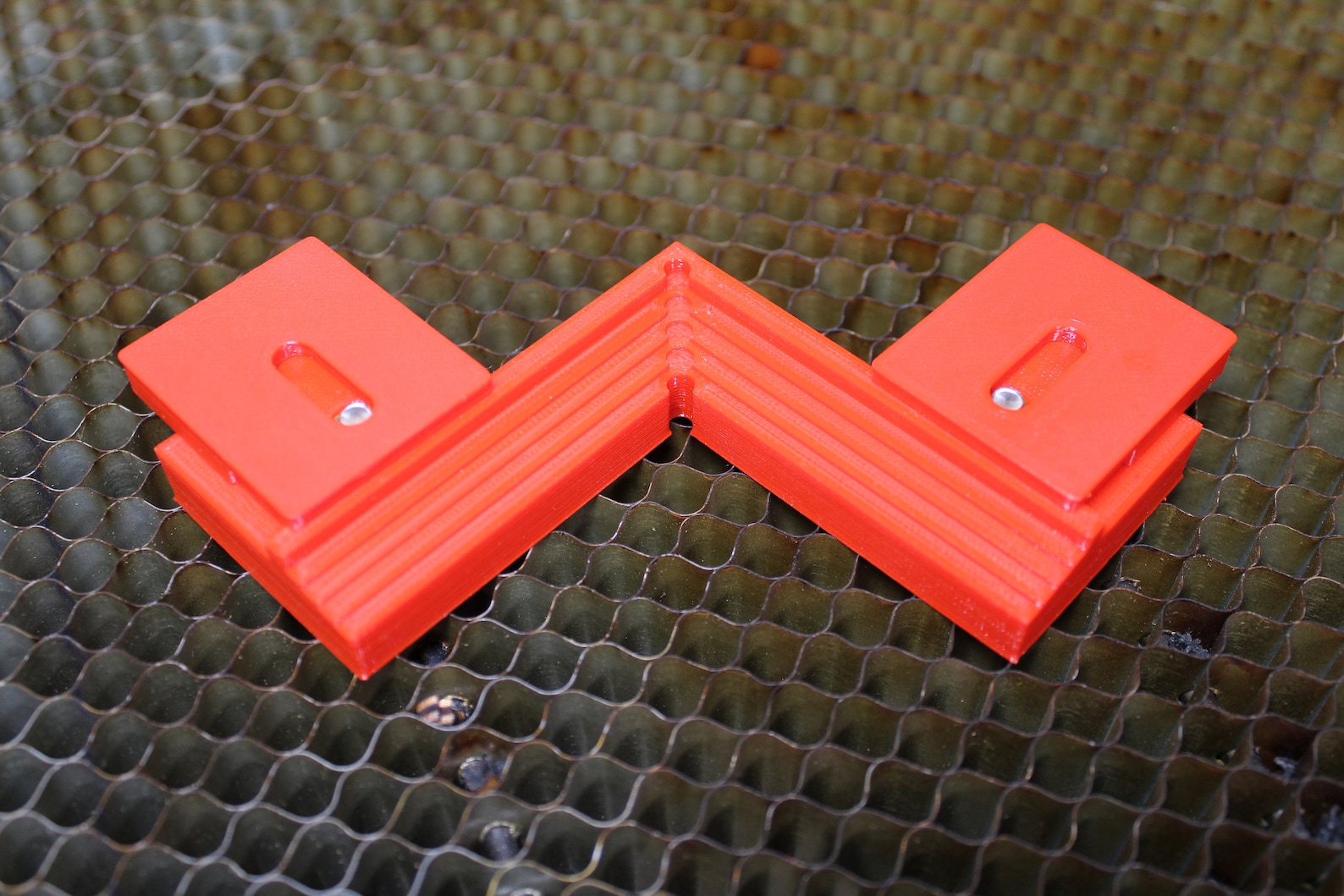 Laser Stock Elevated Corner Bracket for Steel Honeycomb Bed | Metric or ...