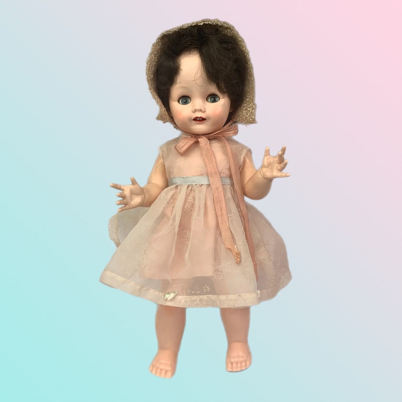 Pedigree 1950s Vintage Flirty Eye Doll Beige Pink Original Outfit And