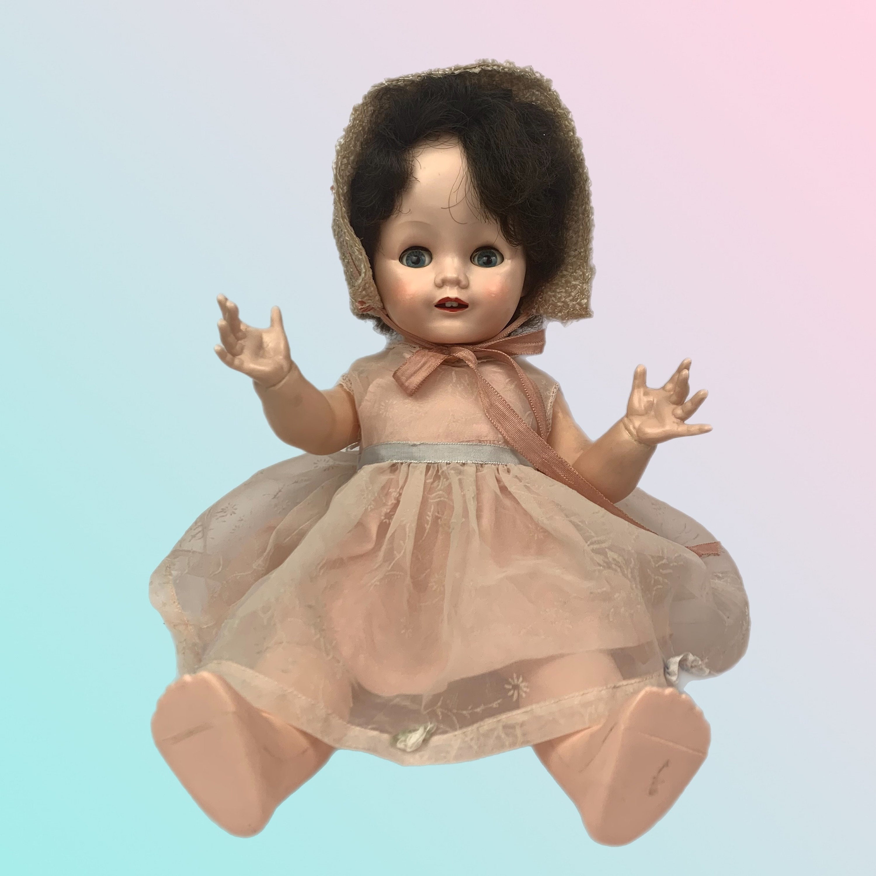 Pedigree 1950s Vintage Flirty Eye Doll Beige Pink Original Outfit And