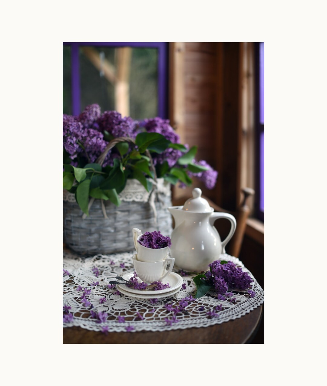 Bouquet of Lilacs, Still Life With Lilacs. Beautiful Bouquet Lilacs ...