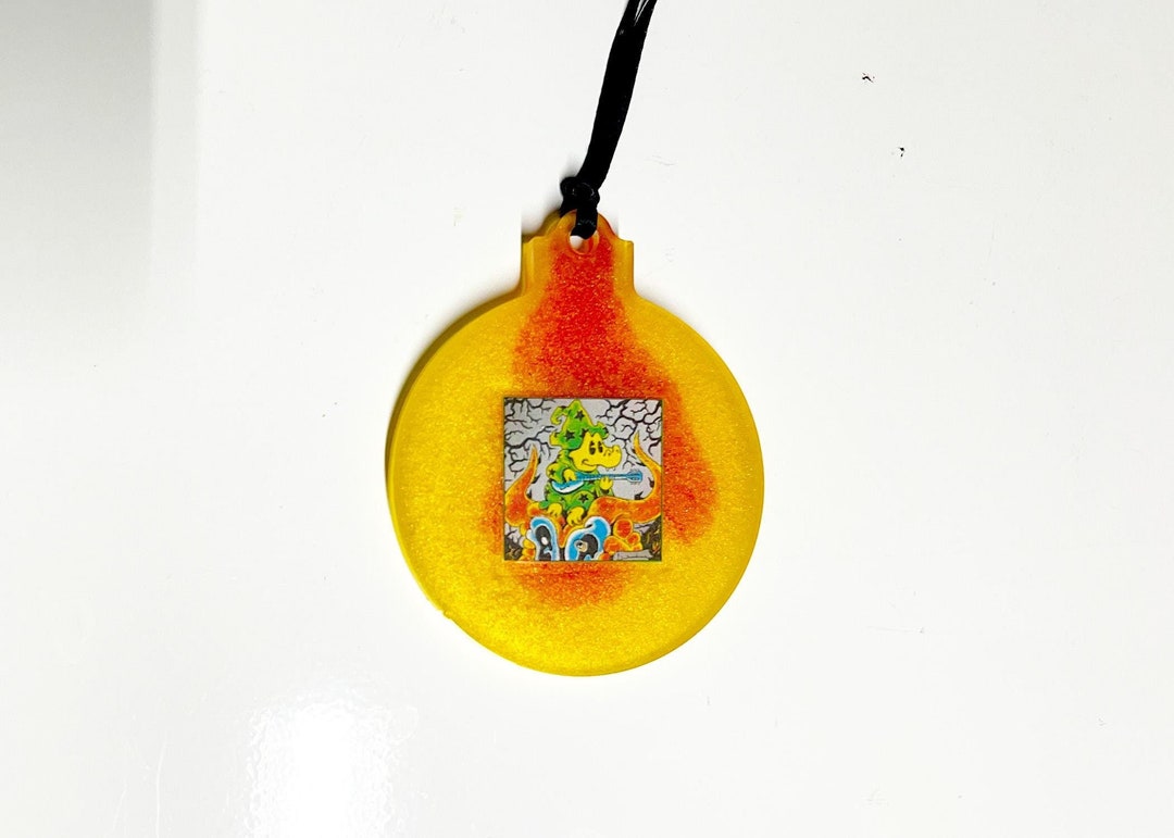 KGLW - King Gizzard and Lizard Wizard Yellow and Orange Christmas ...
