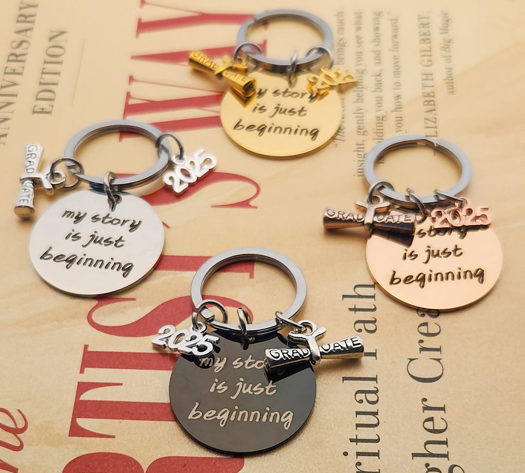 Customized Grad Keychain, 2025 College Graduate, Personalized Med ...