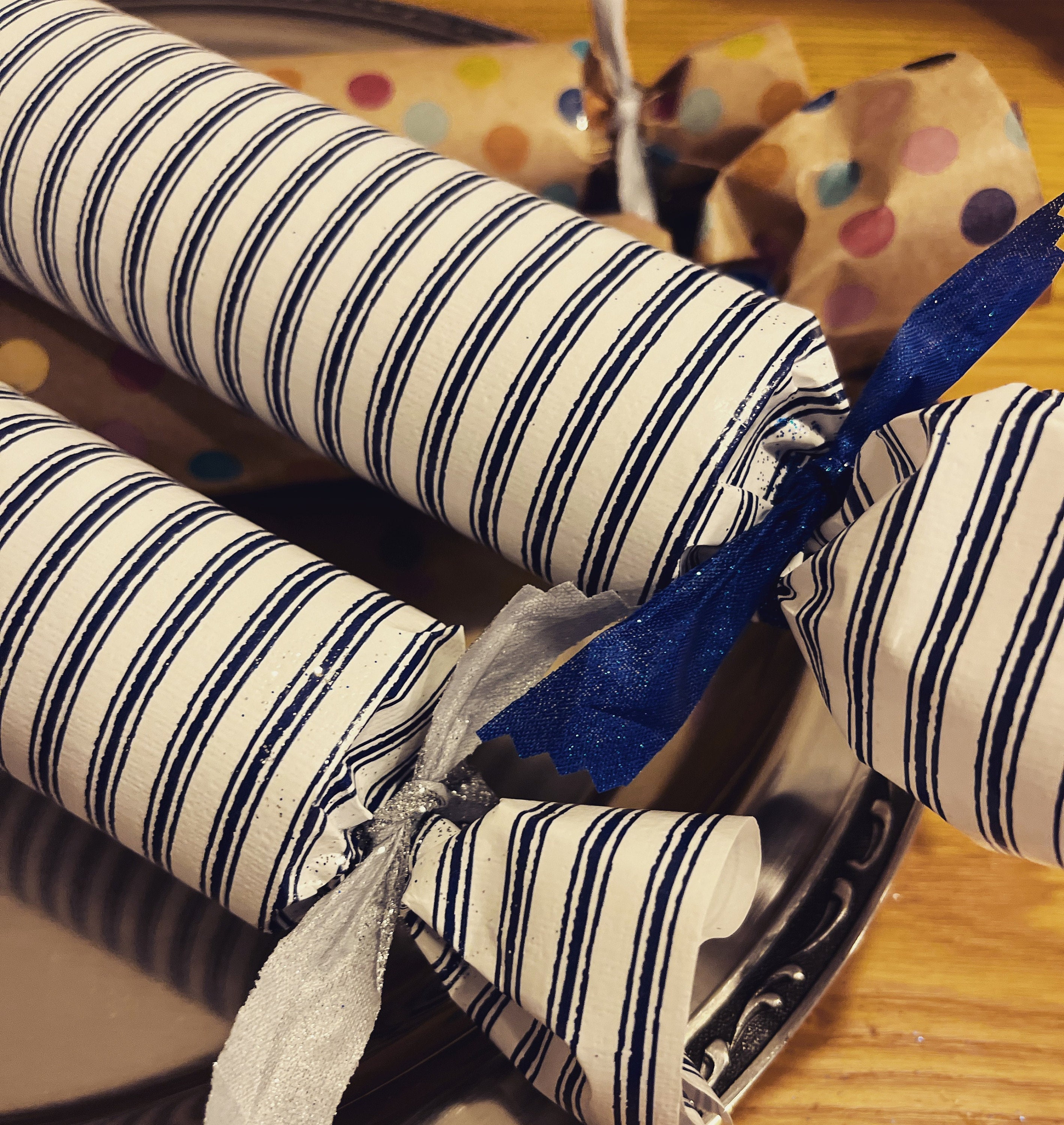 Premium Gift Christmas Crackers / New Year's Eve / Easter ...