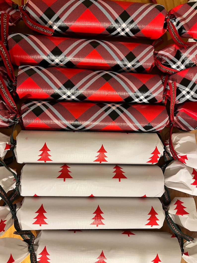Premium Gift Christmas Crackers / New Year's Eve / Easter ...