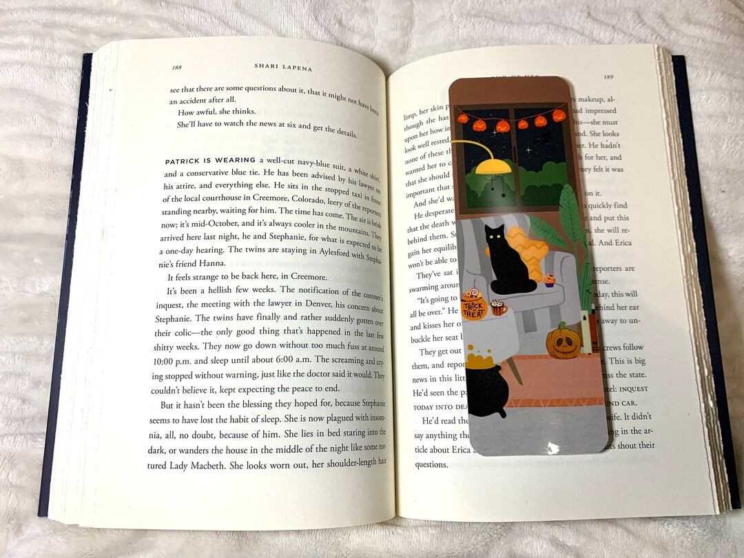 Black Cat Halloween Eve Bookmark | Halloween Vibes | Autumn Decor ...