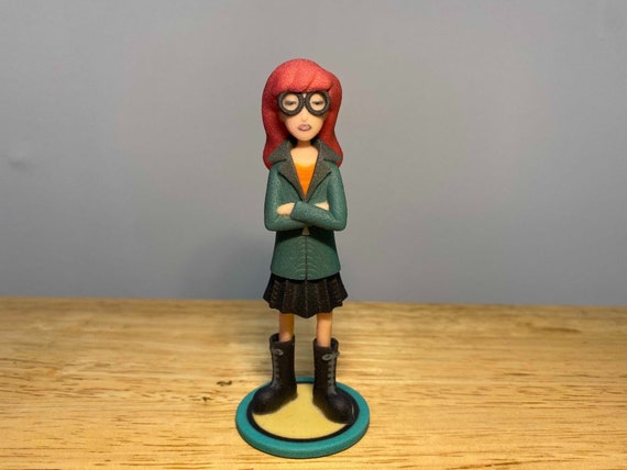 Daria Figurine - Etsy