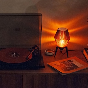 KERO - Space Age Table Lamp | Warm Amber Light | Recycled Plastic ...