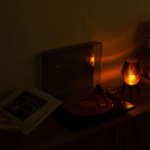 KERO - Space Age Table Lamp | Warm Amber Light | Recycled Plastic ...