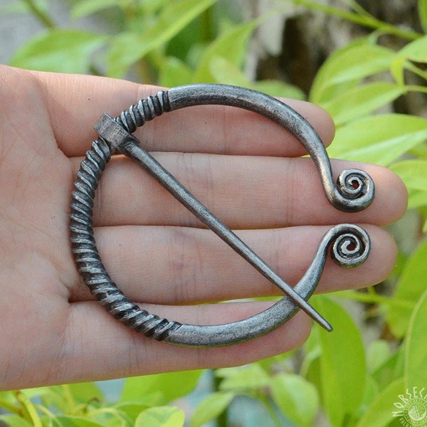 Penannular Brooch - Etsy