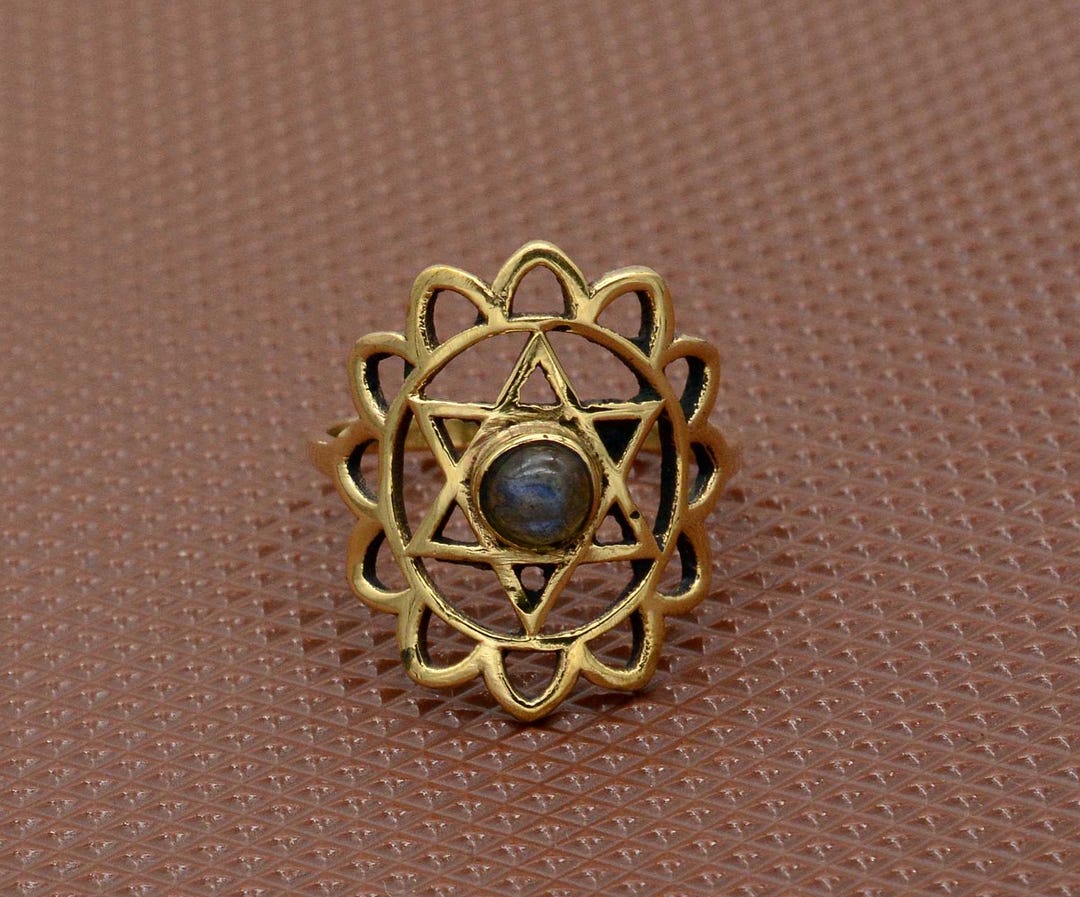 Labradorite Sri Yantra Ring, Sacred Geometry Shri Yantra Ring, Mandala ...
