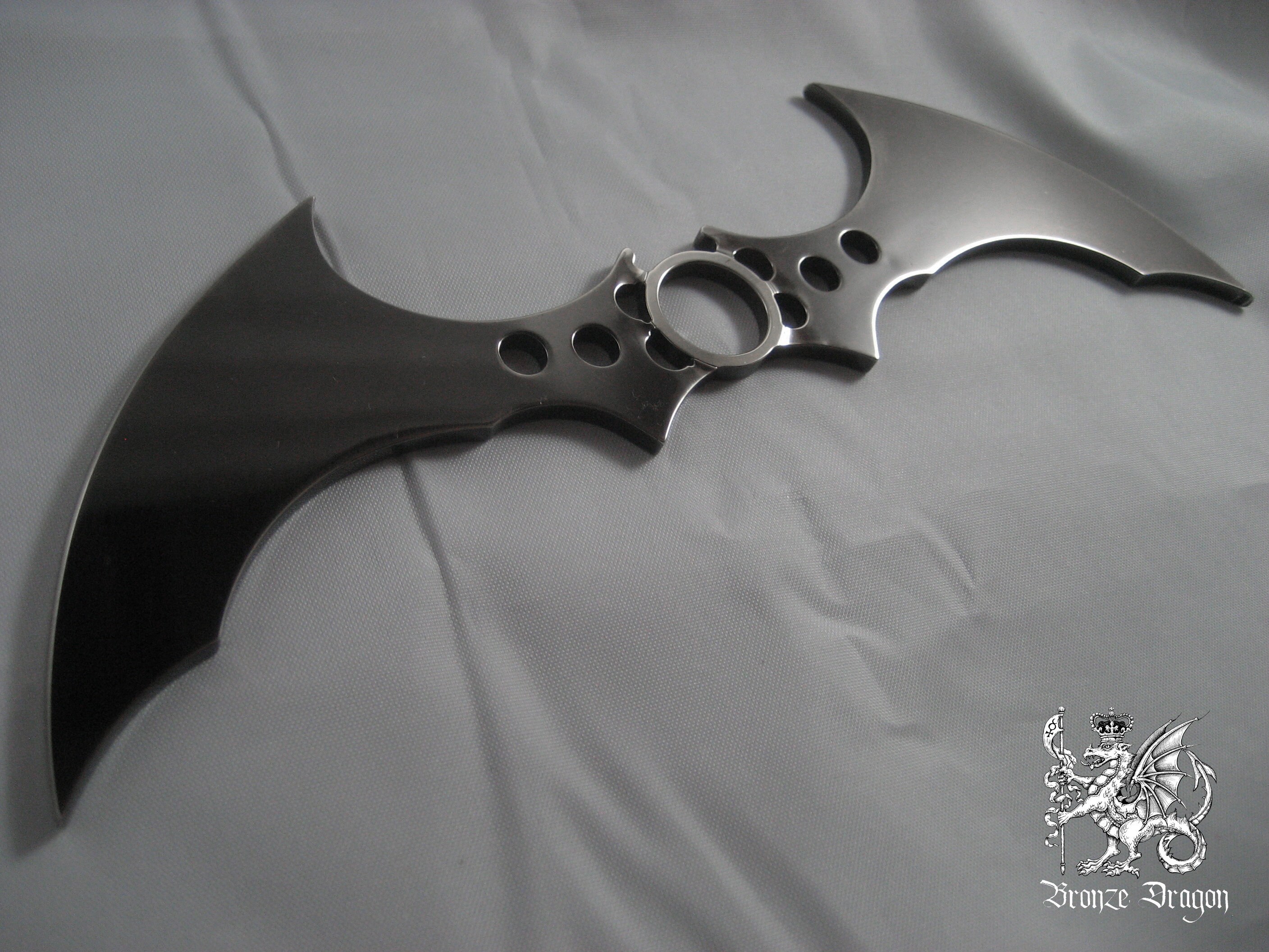 BATARANG the Bats Throwing Weapon of Choice Archam Asylum Design - Etsy
